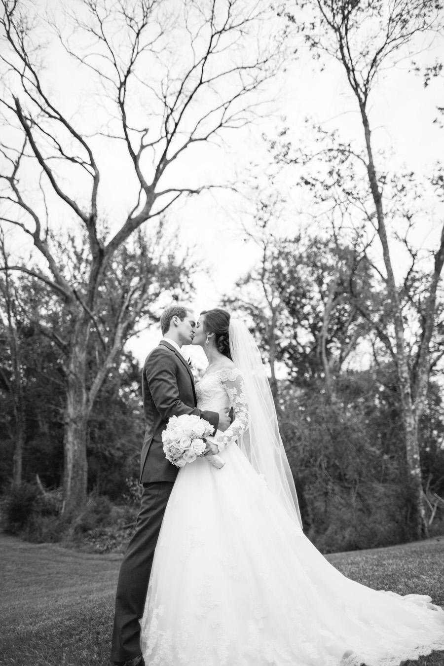 Mitchell & Courtney - Houston Wedding Photography | Rachel Whyte ...