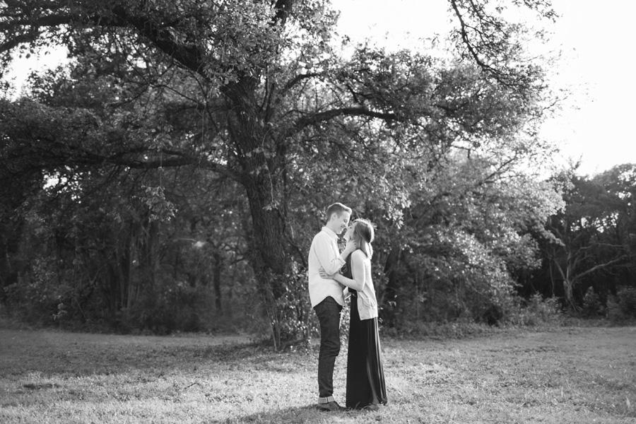 Blake & Leigh - Waco Anniversary Photography | Rachel Whyte Photography